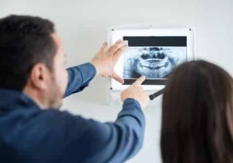 How to get rid of swollen face from tooth infection | Walk-In Dental Clinic