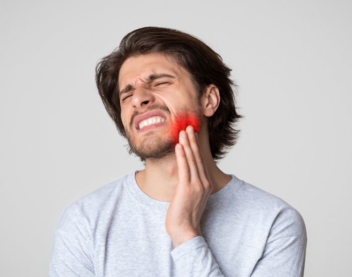 Infected Tooth Pain – Signs & Dental Treatment